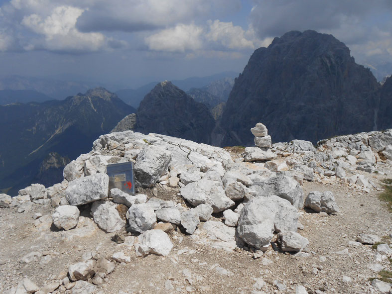 CIMA DI TERRAROSSA dai PIANI DEL MONTASIO – SUPERMONTIFVG